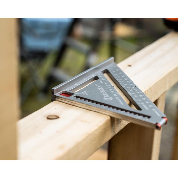 EX6 2-in-1 Extendable Layout Tool | Crescent Tools