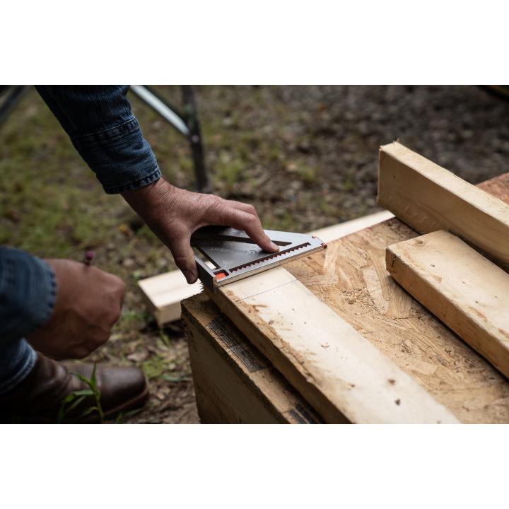 EX6 2-in-1 Extendable Layout Tool | Crescent Tools